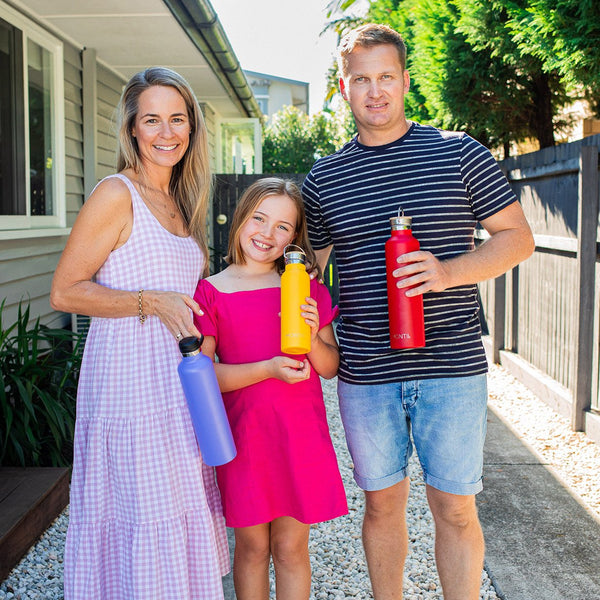 MontiiCo Mega Drink Bottle in Grape – Scarlett Tippy Toes